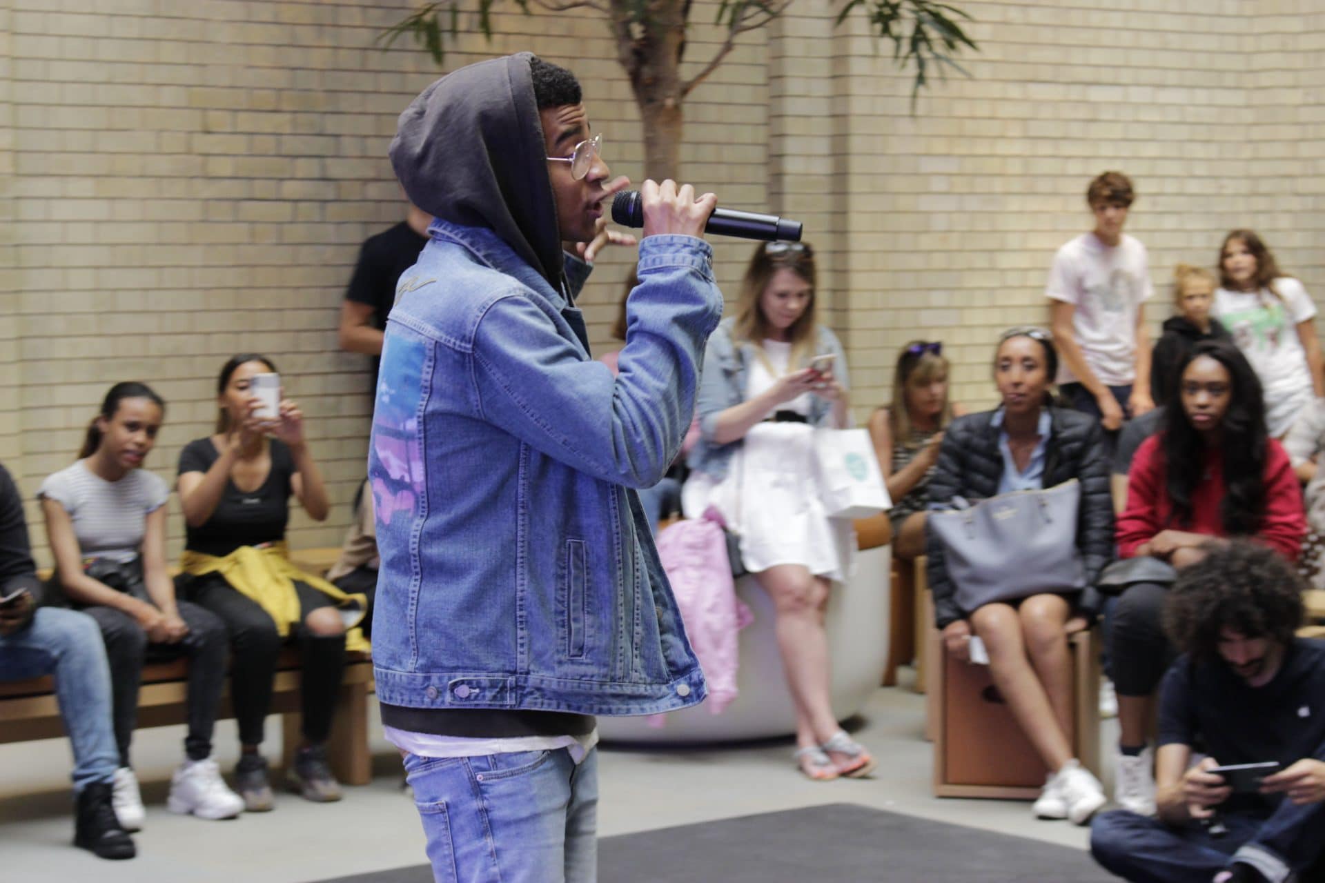 Spotlight emerging artists shine at Apple Performance | Spotlight